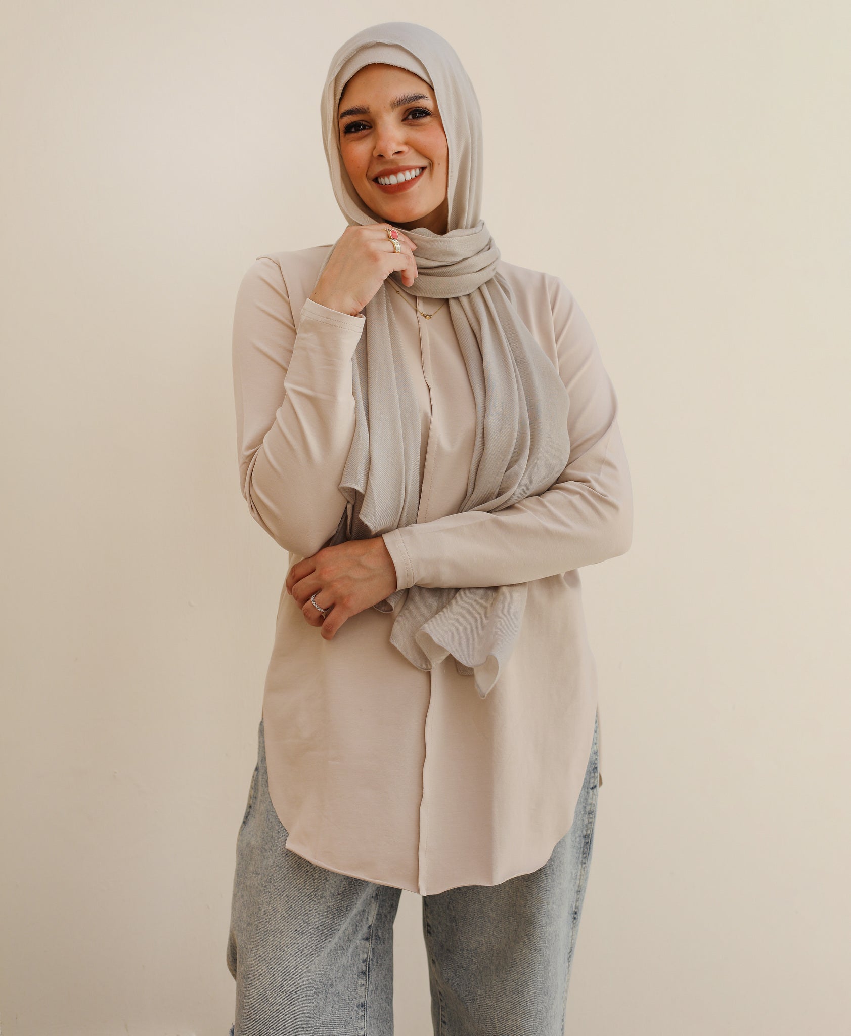 Long Sleeve Basic in Beige – Mash Basics